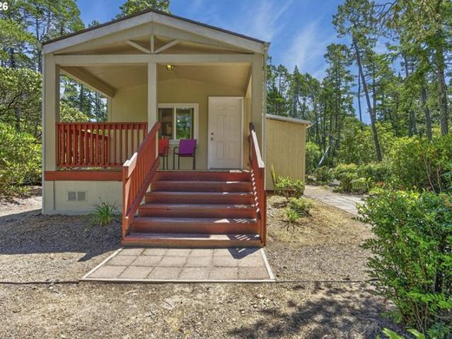 5580 Otter Way, Florence, OR 97439