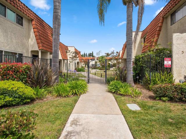 5580 Lake Park Way # 28