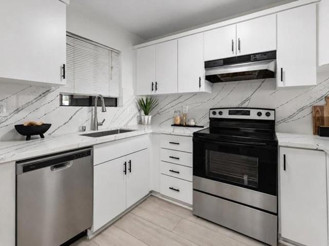 5580 Lake Park Way Unit 21, La Mesa, CA 91942