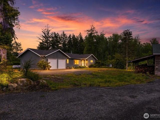 5581 Mission Rd, Bellingham, WA 98226