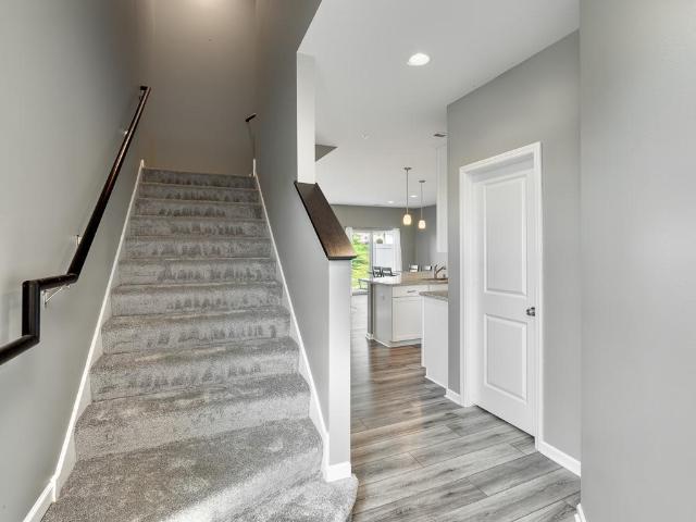 5581 Yucca Lane N