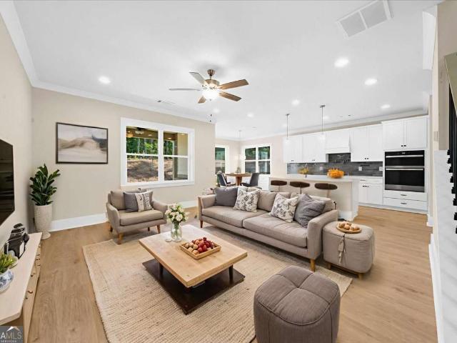 5582 Overview Drive