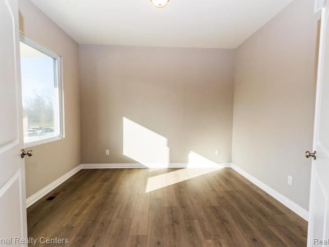 5583 Morgan Lake Drive