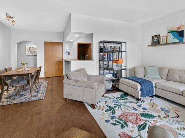 5583 Bantry Ln Apt 3, Fitchburg, WI 53711