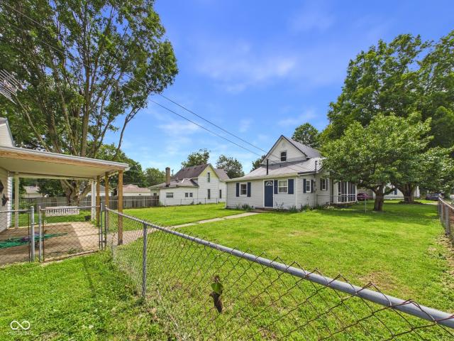 558 Central Avenue