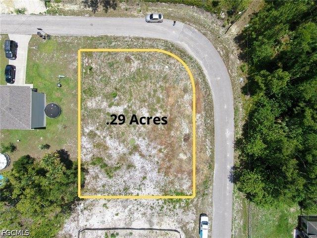 558 Aspen Ave S, Lehigh Acres, FL 33974