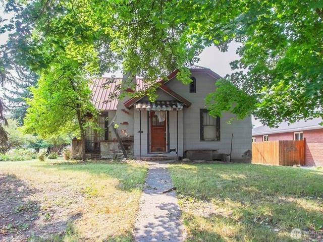 558 E 1st Ave, Colville, WA 99114