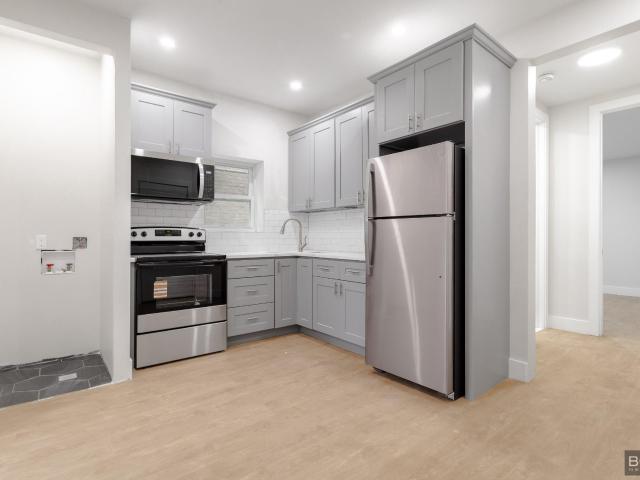 558 Empire Blvd, Brooklyn, NY
