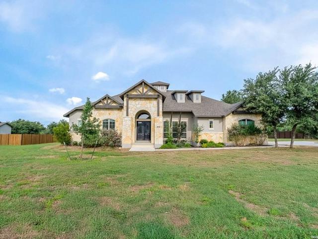 558 James Way, Castroville, TX 78009
