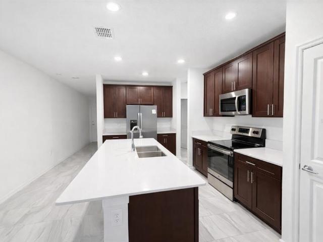 558 Jett Ln, Davenport, FL 33837 | MLS #S5144 | Compass