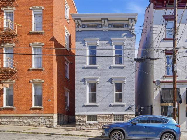 558 Milton Street