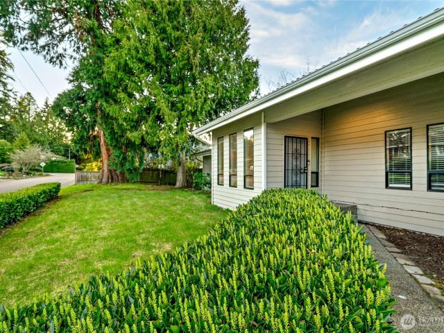 558 SW 298th St, Federal Way, WA 98023 | MLS #2500 | Compass