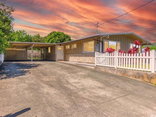 558 Ulumu St, Kailua, HI 96734
