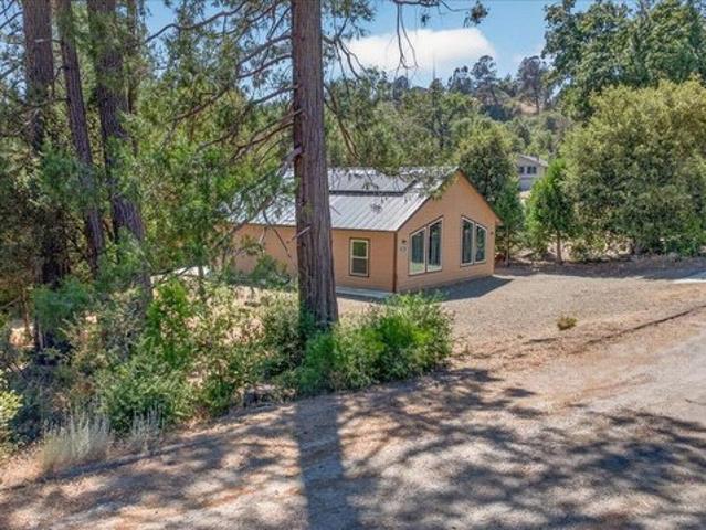 5594 Red Ibis Ct, Mariposa, CA 95338