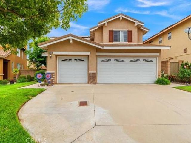 5594 Spur Ct, Fontana, CA 92336