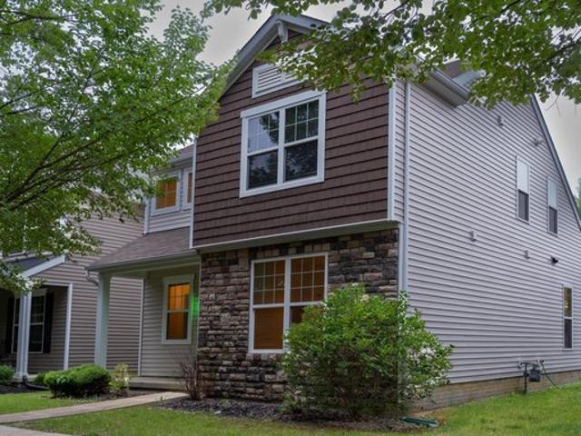 5595 Eagle River Dr, Dublin, OH 43016
