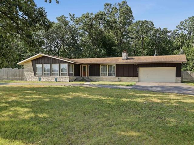 5595 Ellis St, Stevens Point, WI 54482