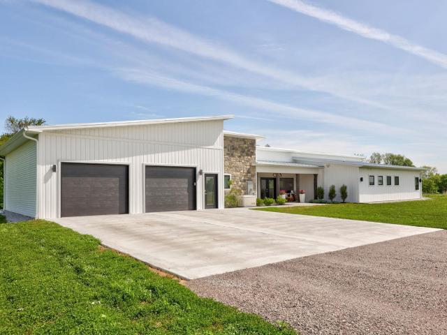 5595 Riverview Drive