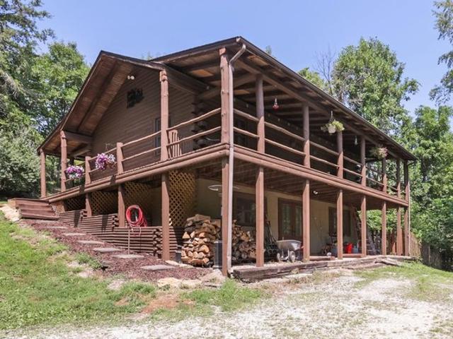 5595 Sheets Rd, Logan, OH 43138