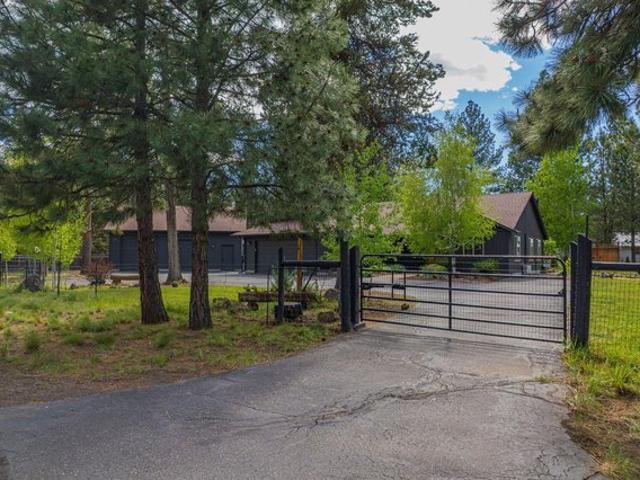 55965 Blue Eagle Rd, Bend, OR 97707