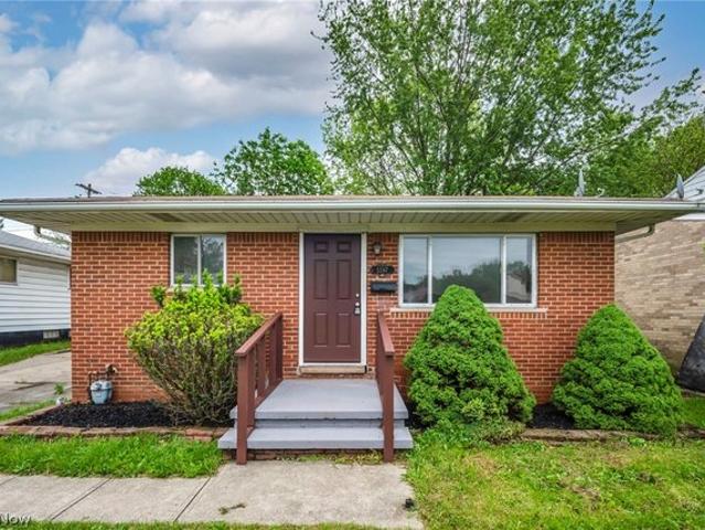 5597 Kenton Ave, Maple Heights, OH 44137