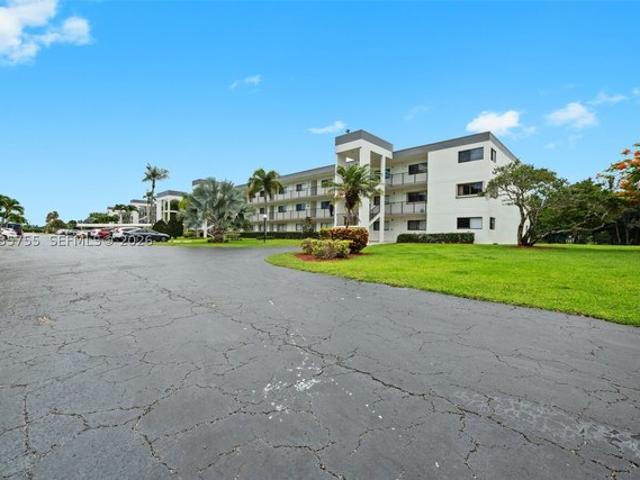 5598 Witney Dr Apt 214, Delray Beach, FL 33484