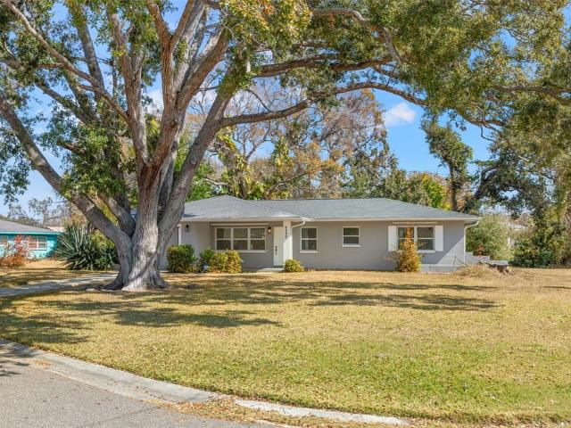 5590 Highland St S, St. Petersburg, FL 33705 | MLS #TB8476