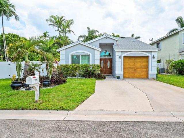 5591 SW 99th Ave, Cooper City, FL 33328