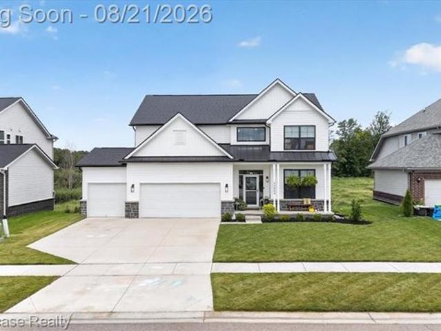 55934 Worlington Ln, Lyon Township, MI 48178