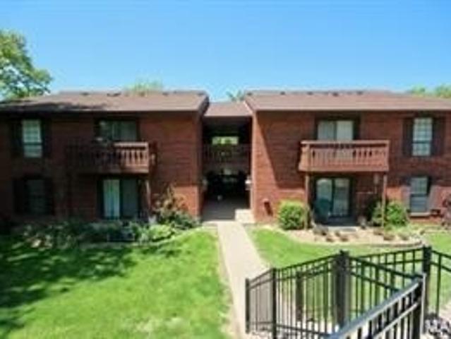 5593 Baronridge Dr Apt 5, Saint Louis, MO 63129
