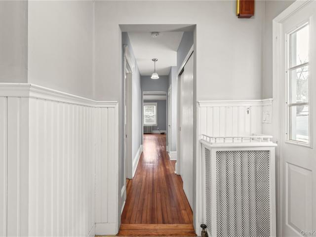 559 Bedford Rd, Unit 1, Pleasantville, NY 10570 | MLS #980622 | Compass