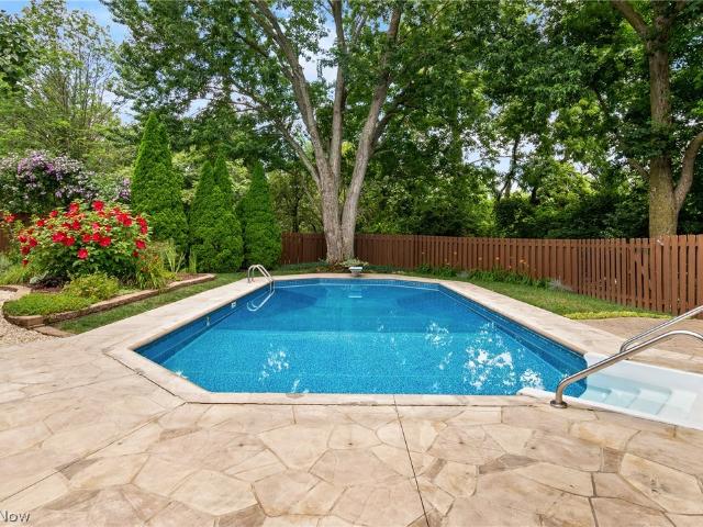 559 Berkshire Drive