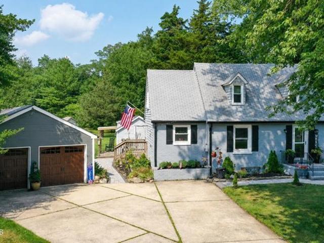 559 Brickyard Rd, Freehold, NJ 07728