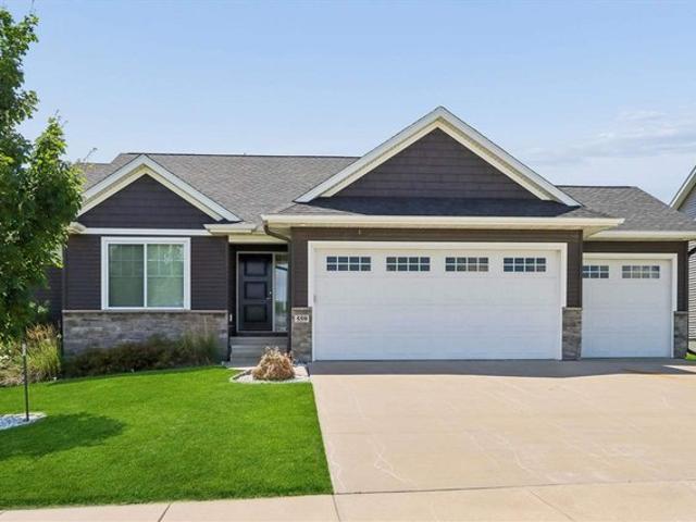 559 Dakota Ave, Tiffin, IA 52340