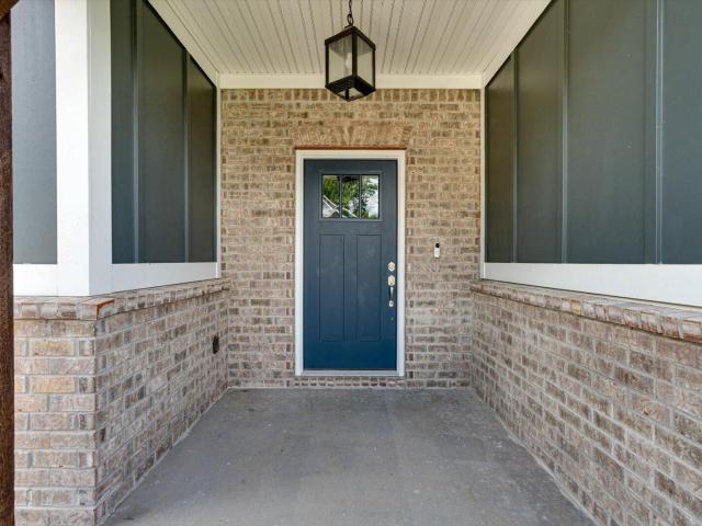 559 Deer Valley Drive