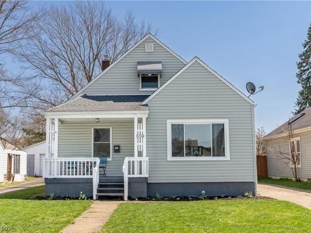 559 Essex St, Akron, OH 44306