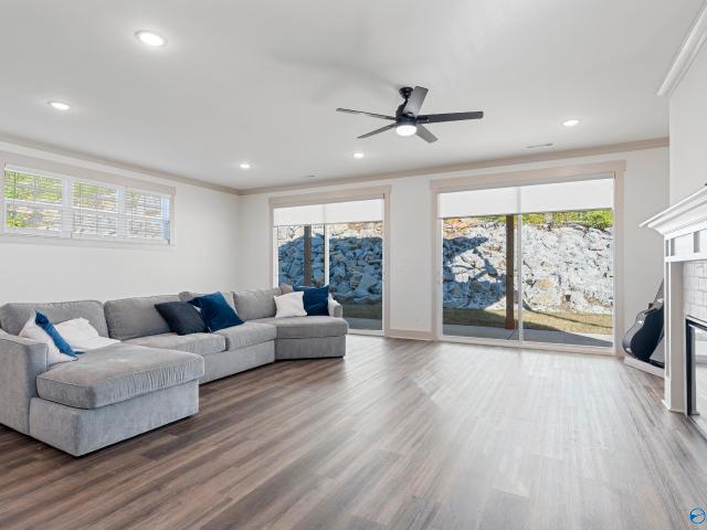 559 Farmingdale Road
