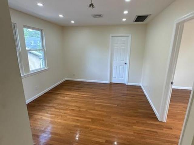 559 Kipp Street # 2