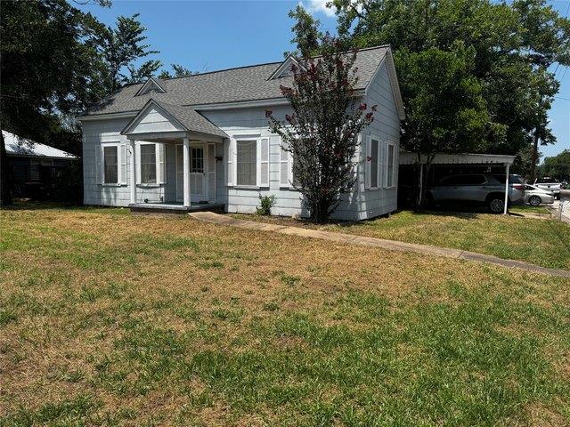 559 Madison, La Grange, TX 78945