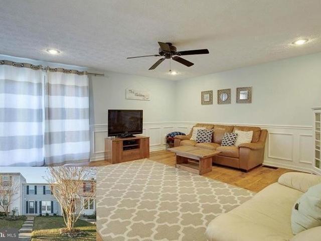 559 Melissa Ct, Arnold, MD 21012
