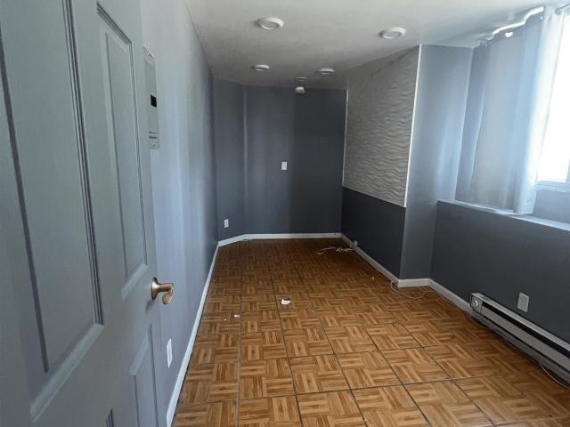 559 Newark Ave