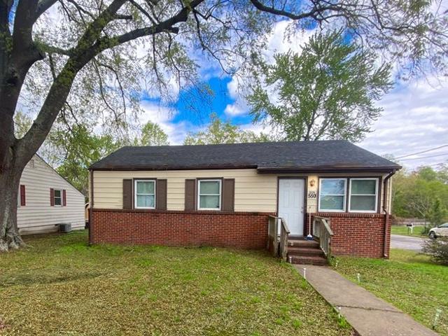 559 S 22nd Ave, Hopewell, VA 23860