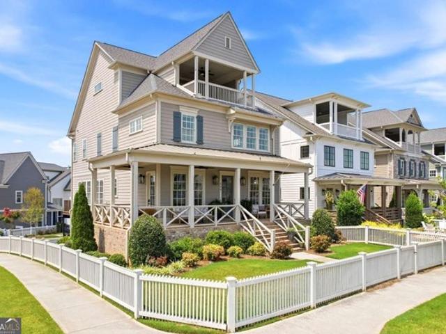 559 S Club Dr, Woodstock, GA 30188