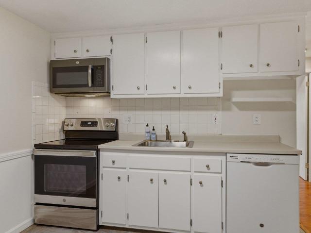 559 Sagamore Court # 15