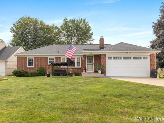 559 Shawmut Blvd NW, Grand Rapids, MI 49504
