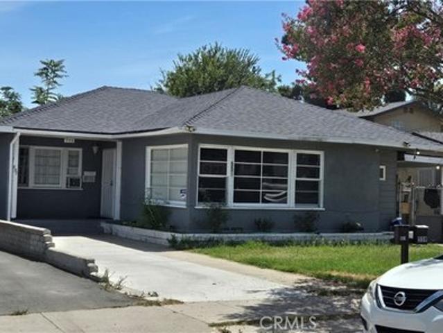 559 W 25th St, San Bernardino, CA 92405