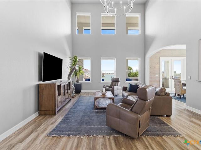 559 W Lago Loop Road, Port O'Connor, US, TX