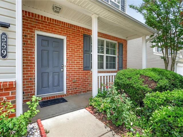 559 Windstone Trail