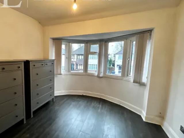 55, 57 Teddington Grove, Birmingham, B42 1RG, United Kingdom | 3 bed duplex for rent #116218320 | Rentberry