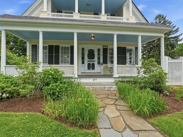 55 57 High St, Amherst, MA 01002